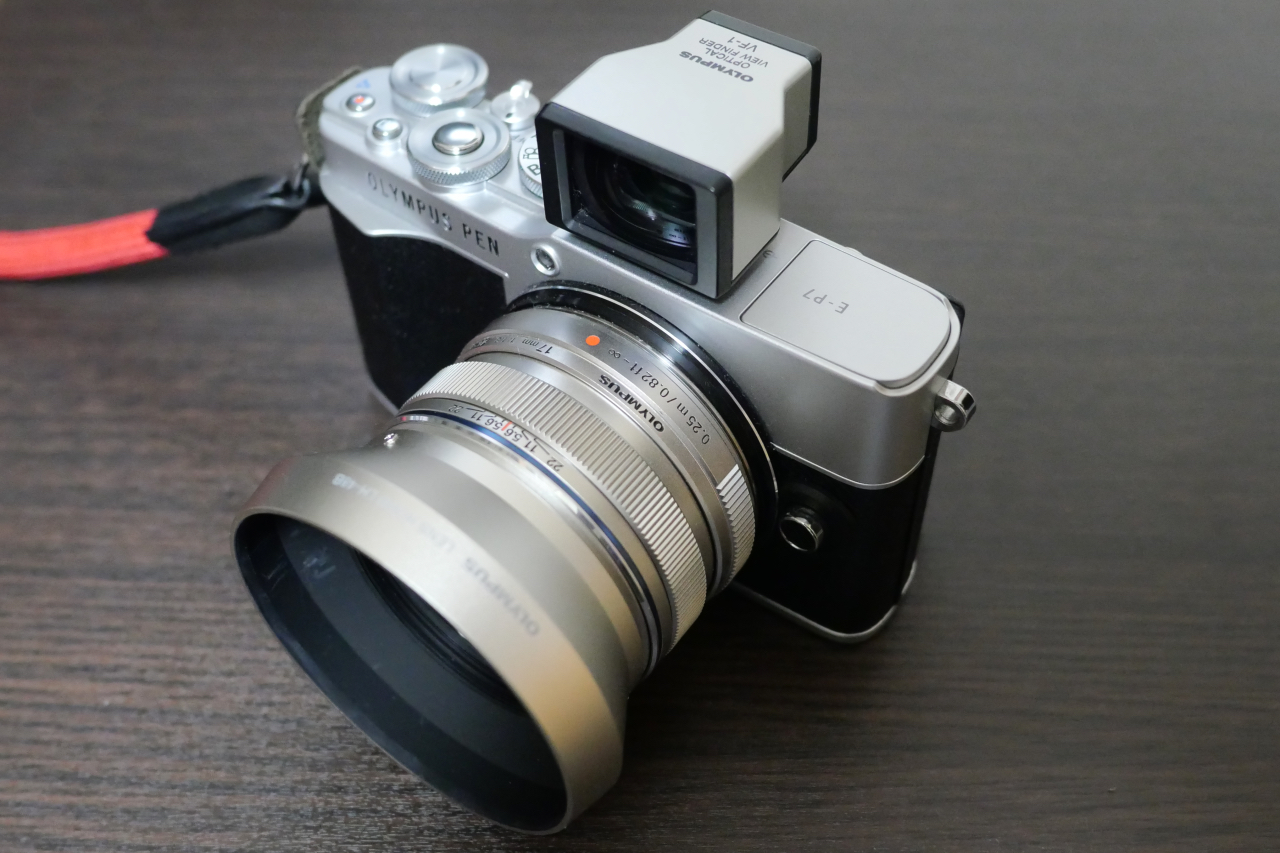 PEN E-P7用にビューファインダーを買いました
