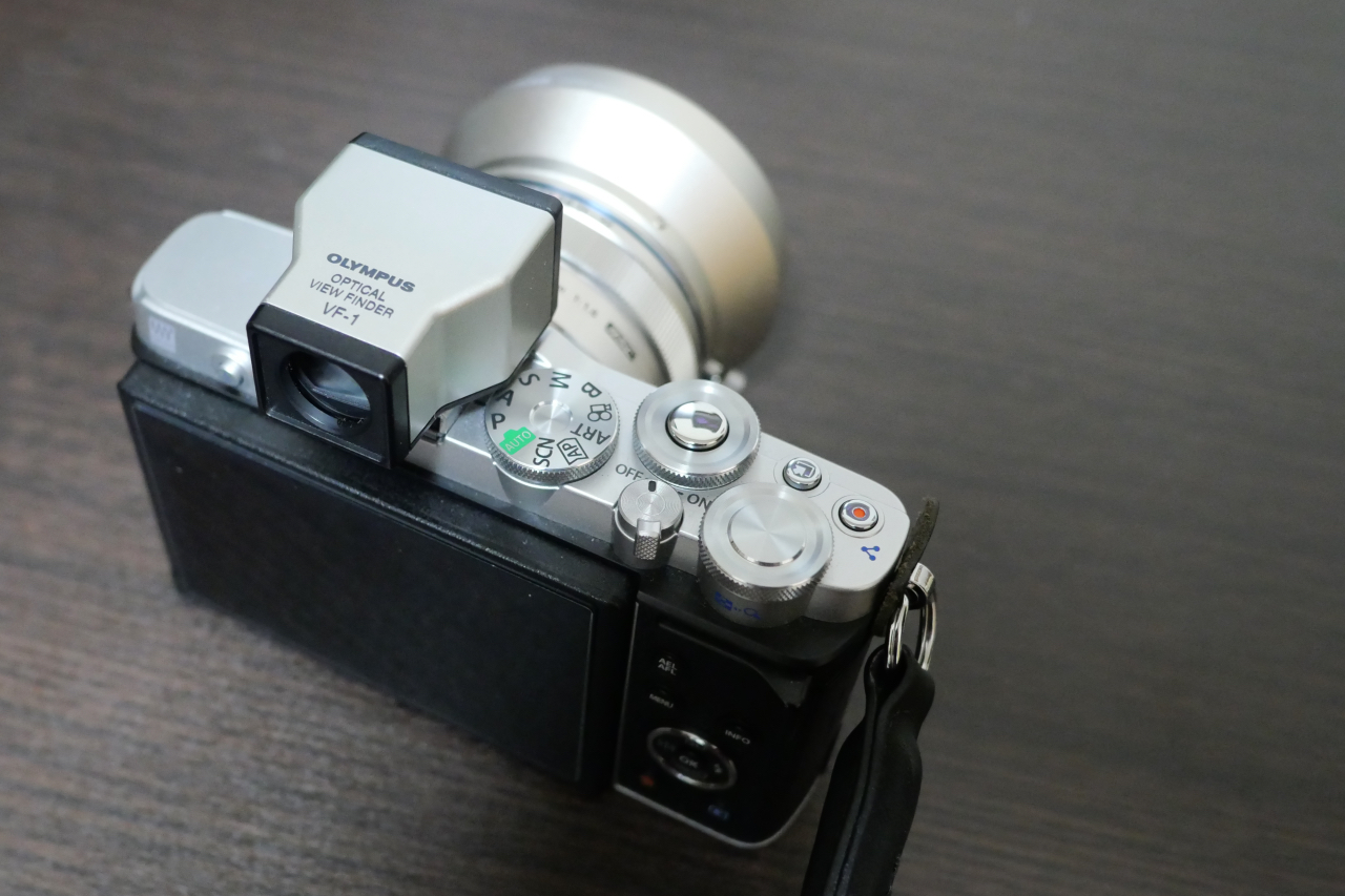 PEN E-P7用にビューファインダーを買いました